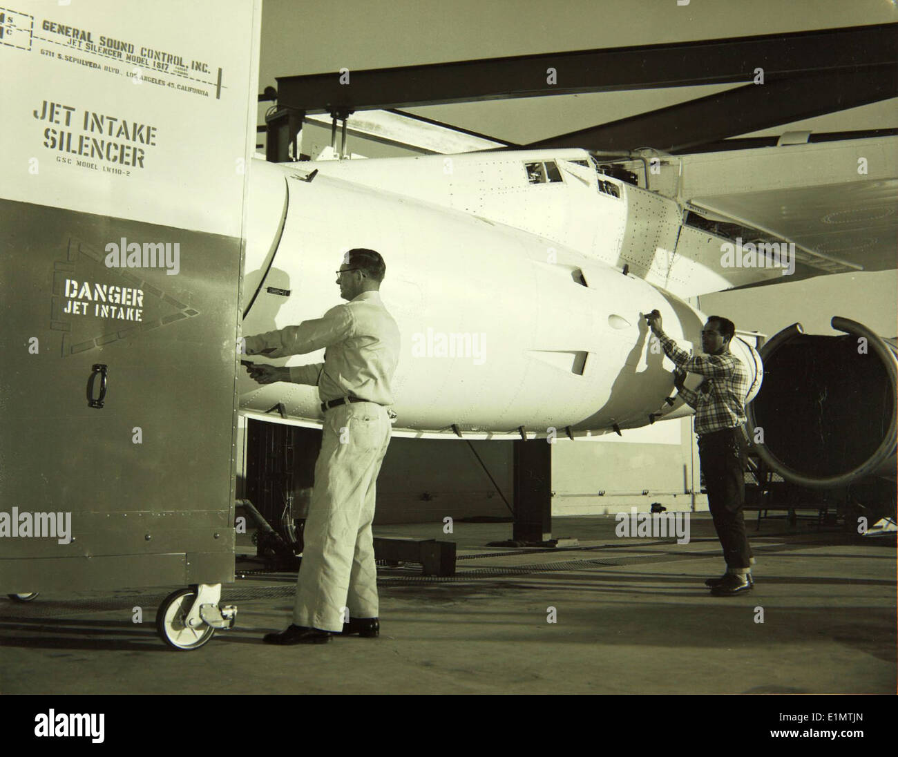 The Convair 880, equipped with a General Electric CJ-805-3 turbojet ...