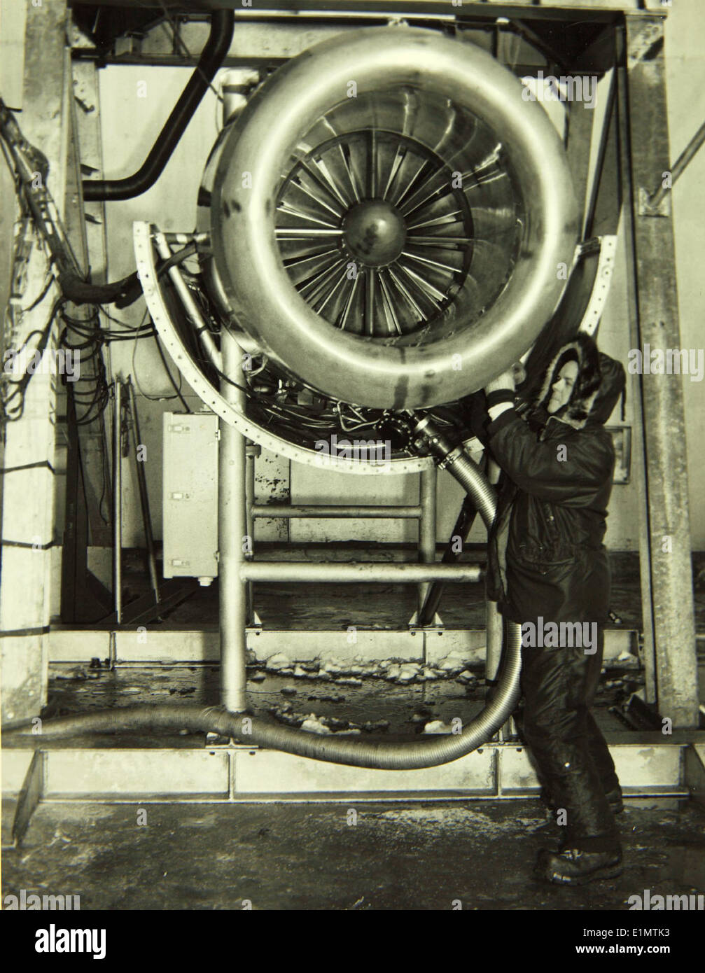 This image shows the testing and assembly of the Convair 880 jet ...