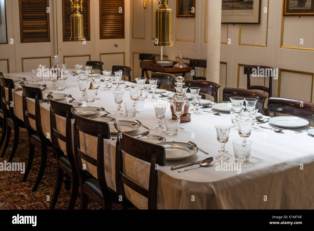 Officers wardroom hi-res stock photography and images - Alamy