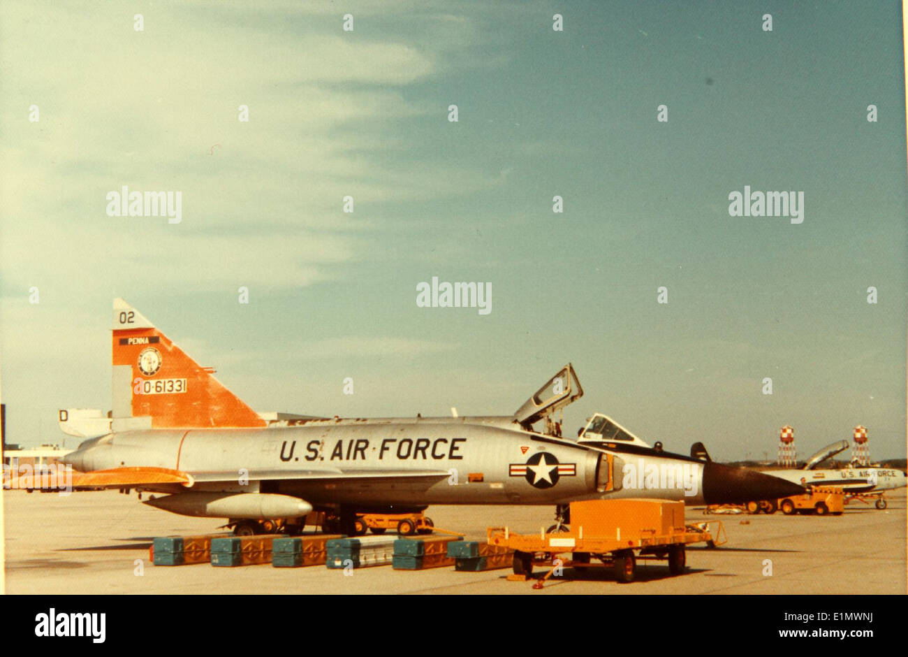 F 102 hi-res stock photography and images - Alamy