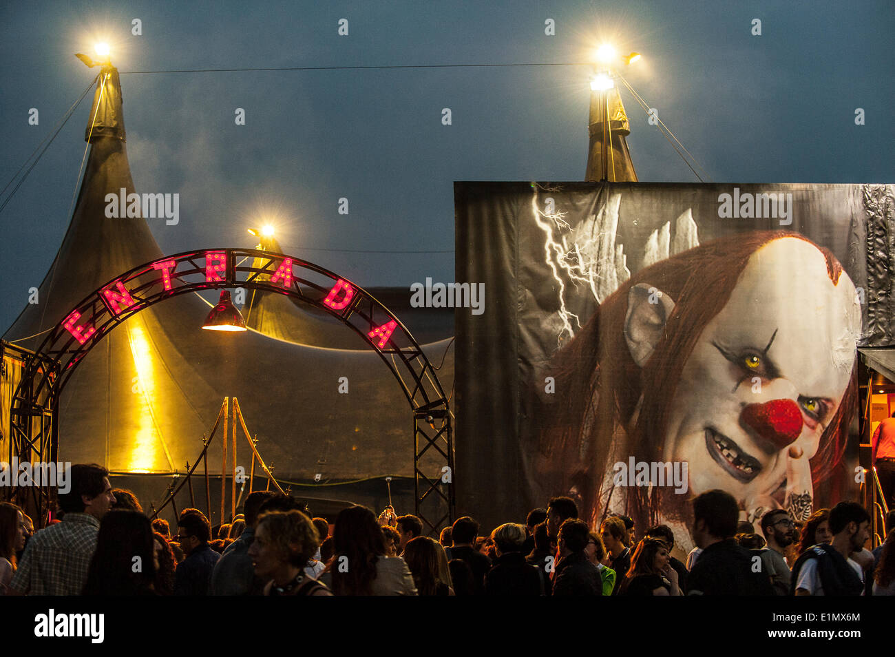Horror circus hi-res stock photography and images - Alamy