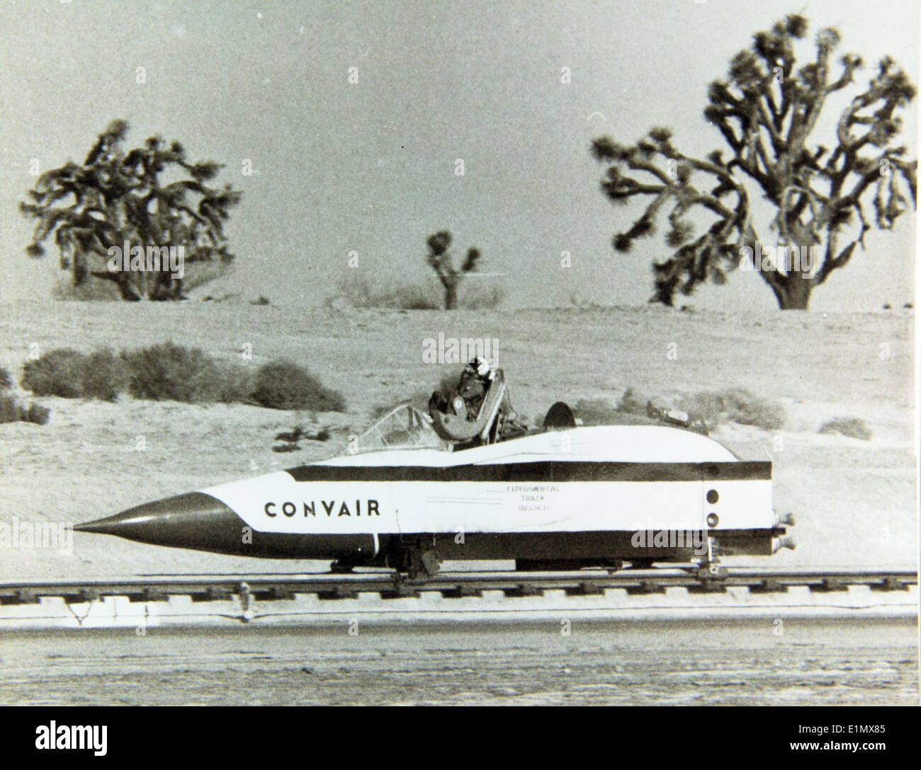 Convair f102 hi-res stock photography and images - Alamy