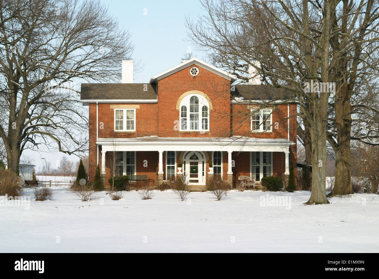 Victorian ice house hi-res stock photography and images - Alamy
