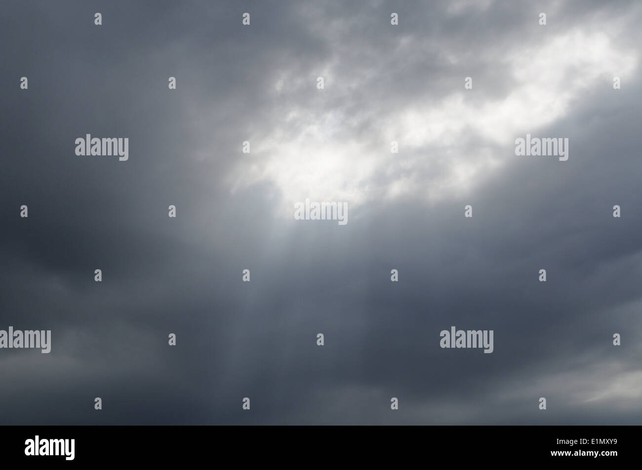 Crepuscular ray of light hi-res stock photography and images - Alamy