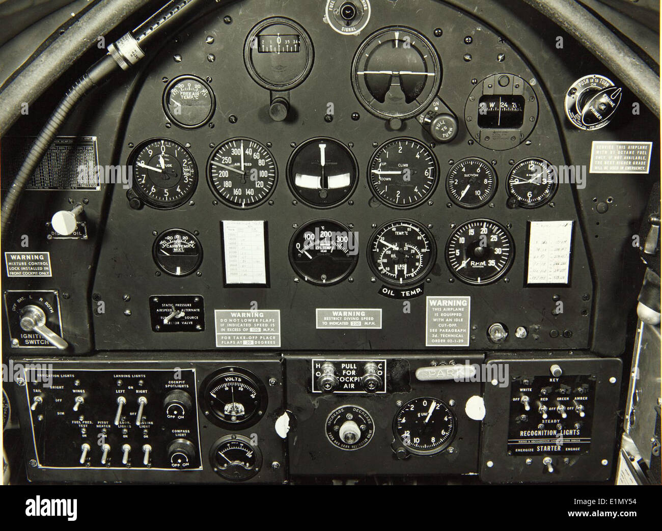 Vultee bt 13 valiant hi-res stock photography and images - Alamy