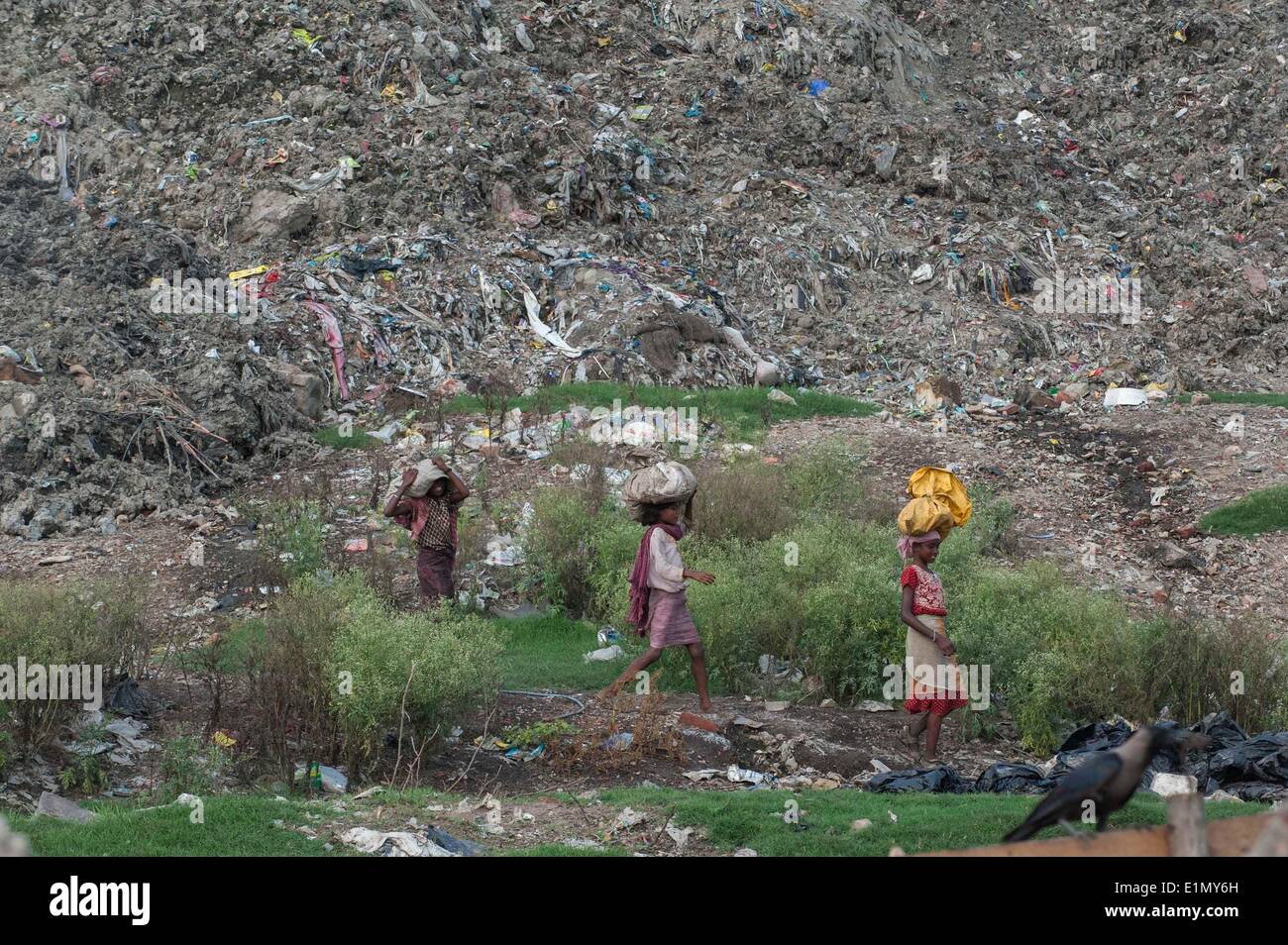 Rag pickers hi-res stock photography and images - Alamy