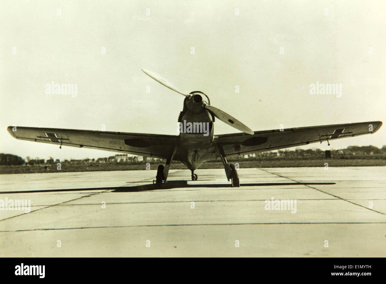 Messerschmitt bf109b hi-res stock photography and images - Alamy