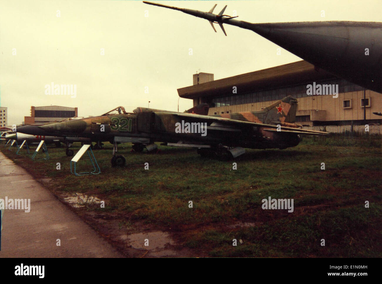 Soviet mig 27 mikoyan hi-res stock photography and images - Alamy