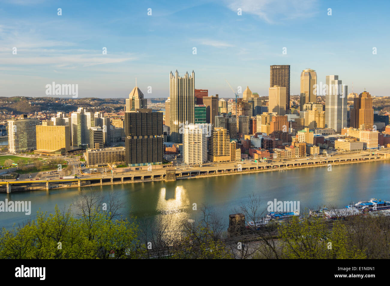 Pittsburgh downtown river hi-res stock photography and images - Alamy