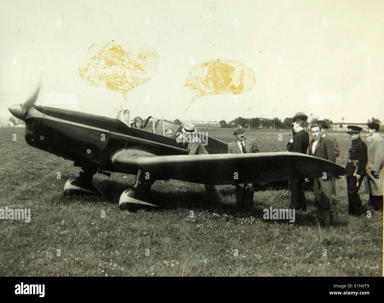 Mohawk Aircraft High Resolution Stock Photography and Images - Alamy