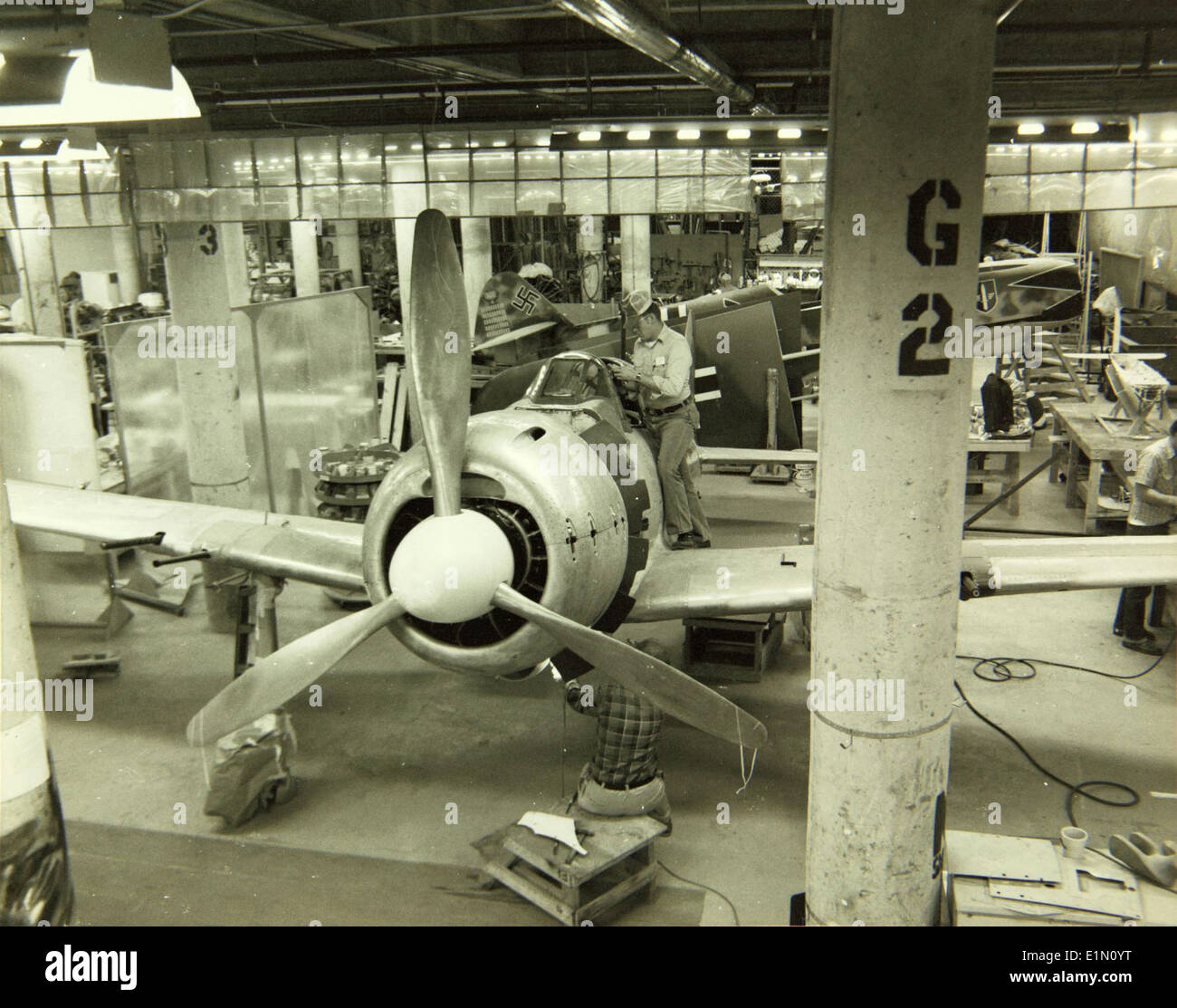 The Mitsubishi A6M Zero was a Japanese carrier-based fighter aircraft ...