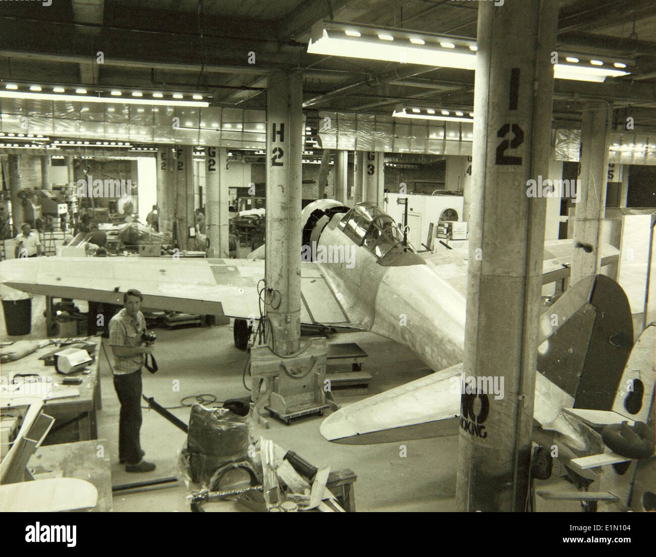 The Mitsubishi A6M Zero was a Japanese carrier-based fighter aircraft ...