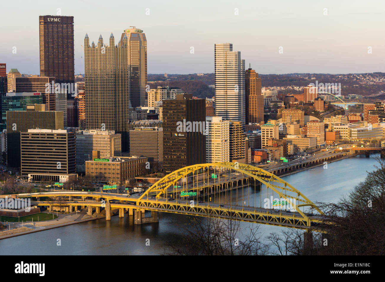 Pittsburgh office building hi-res stock photography and images - Alamy