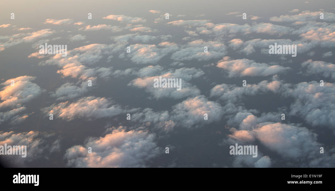 Gossamer cloud hi-res stock photography and images - Alamy