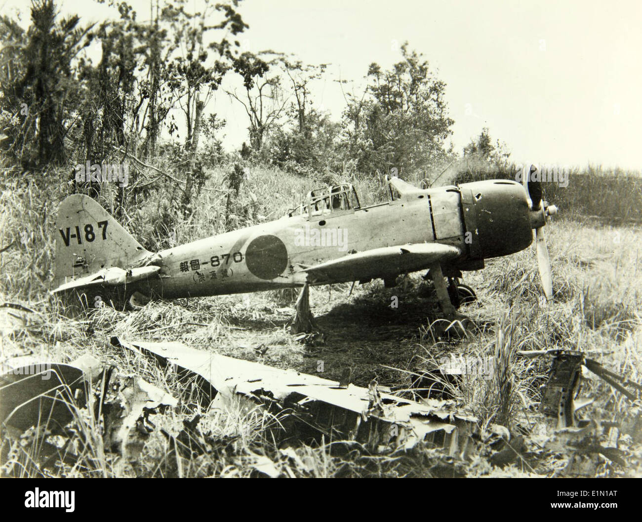 The Mitsubishi A6M Zero was a Japanese long-range fighter aircraft used ...