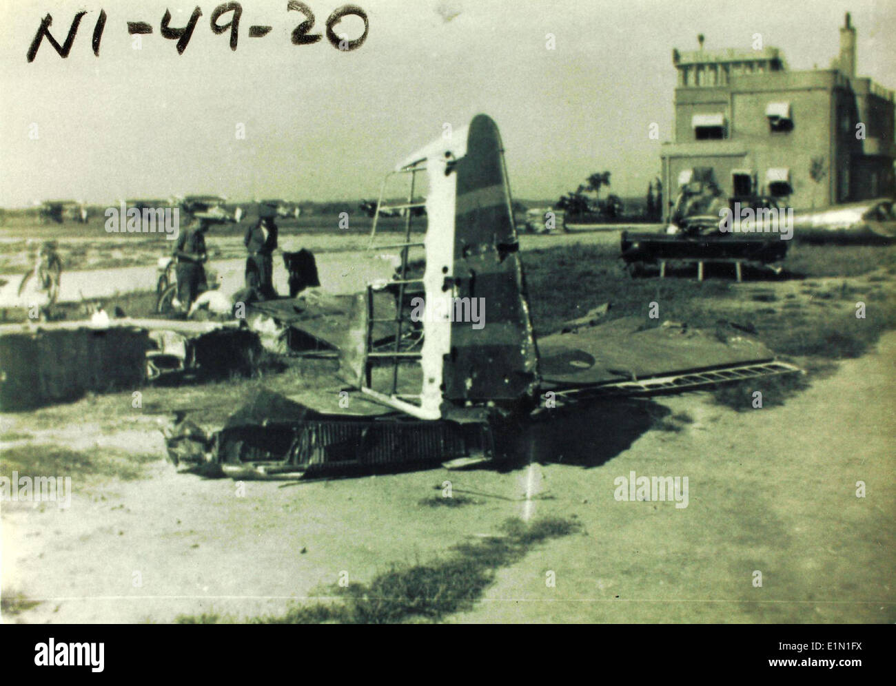 The Mitsubishi G3M2 Nell is a Japanese twin-engine bomber used during ...