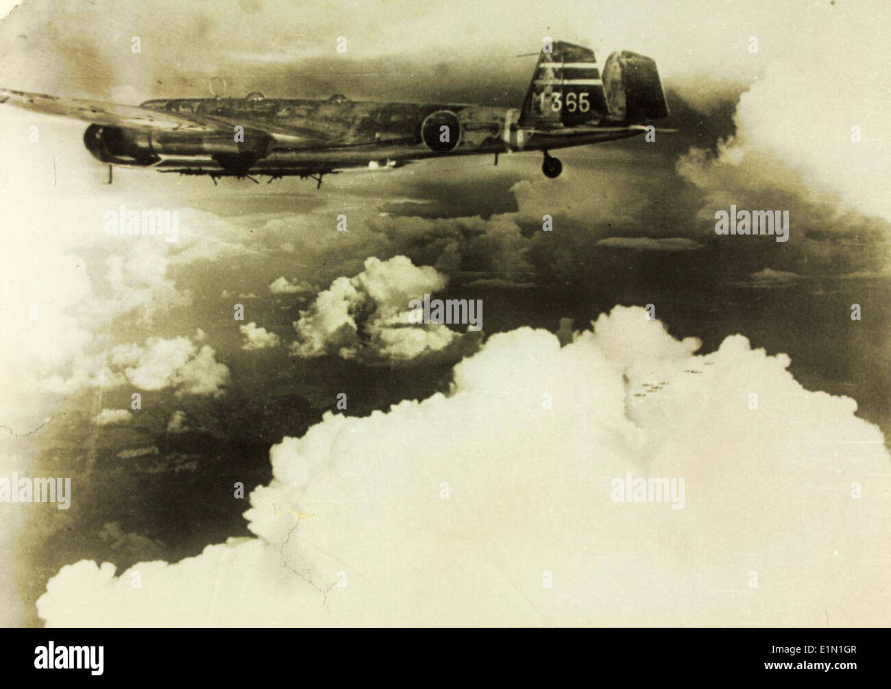 The Mitsubishi G3M2, also known as the Nell, was a Japanese twin-engine ...