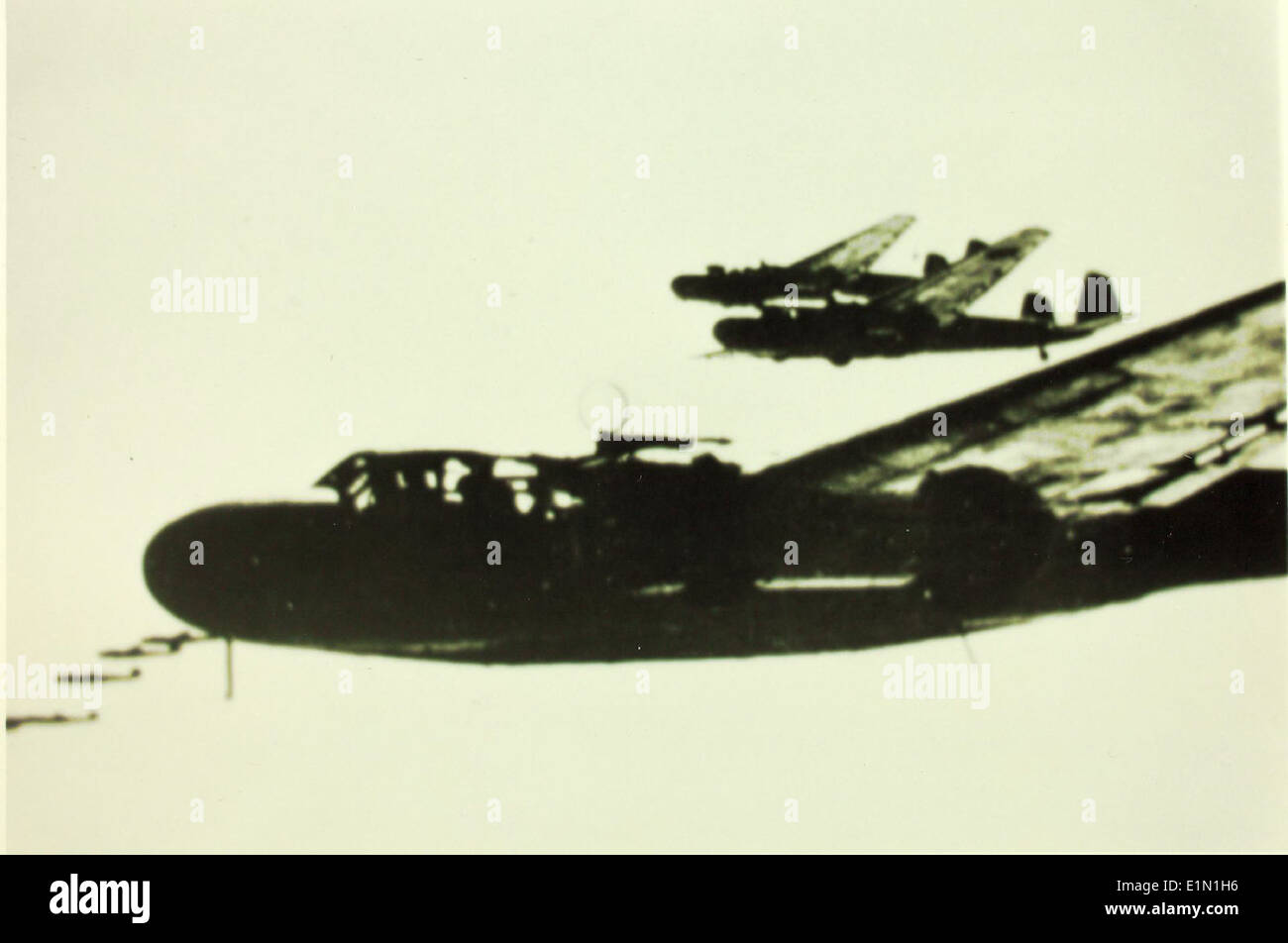 The Mitsubishi G3M2 'Nell' was a Japanese medium bomber used during ...