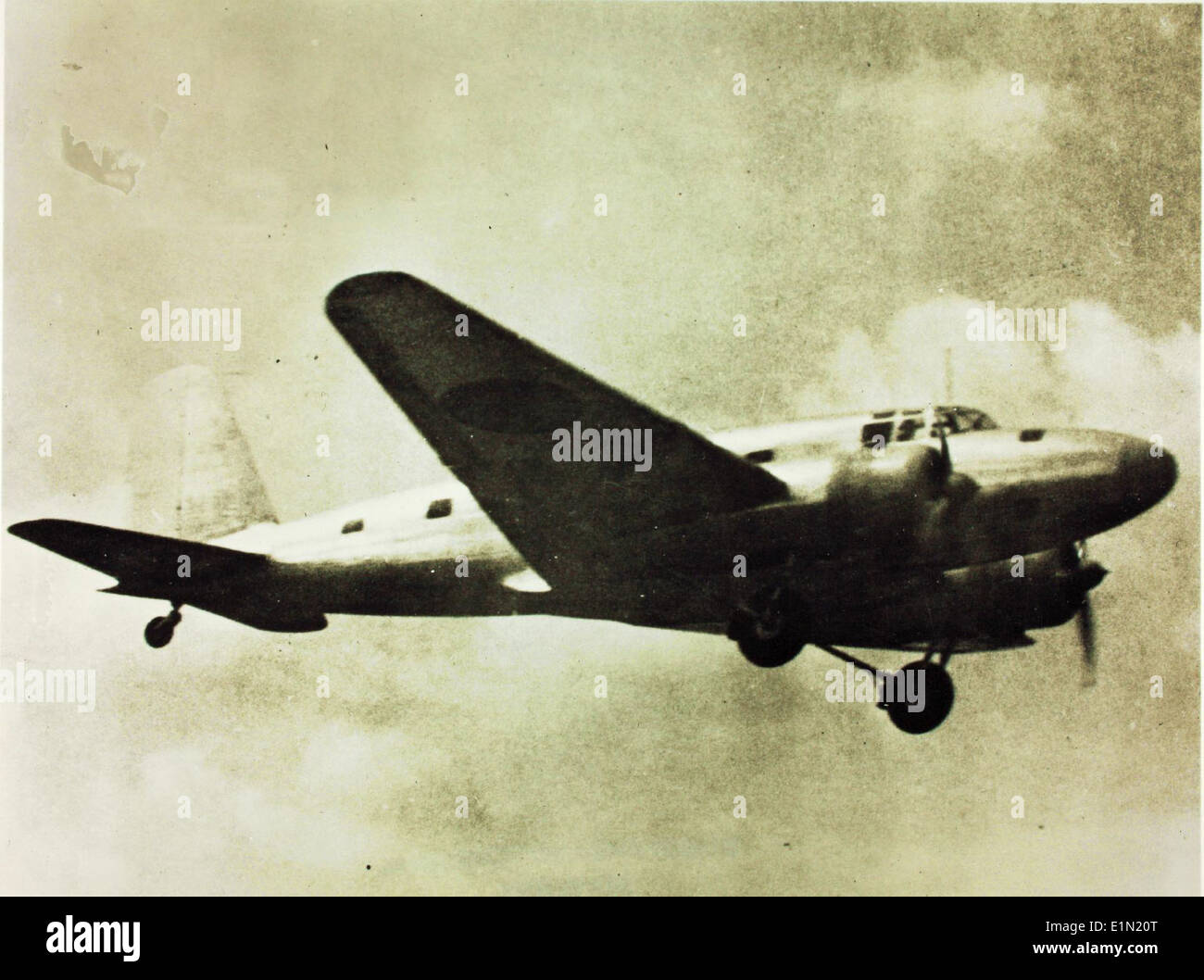 Mitsubishi, Ki-57, Topsy (Army type 100 Assualt Plane Stock Photo - Alamy