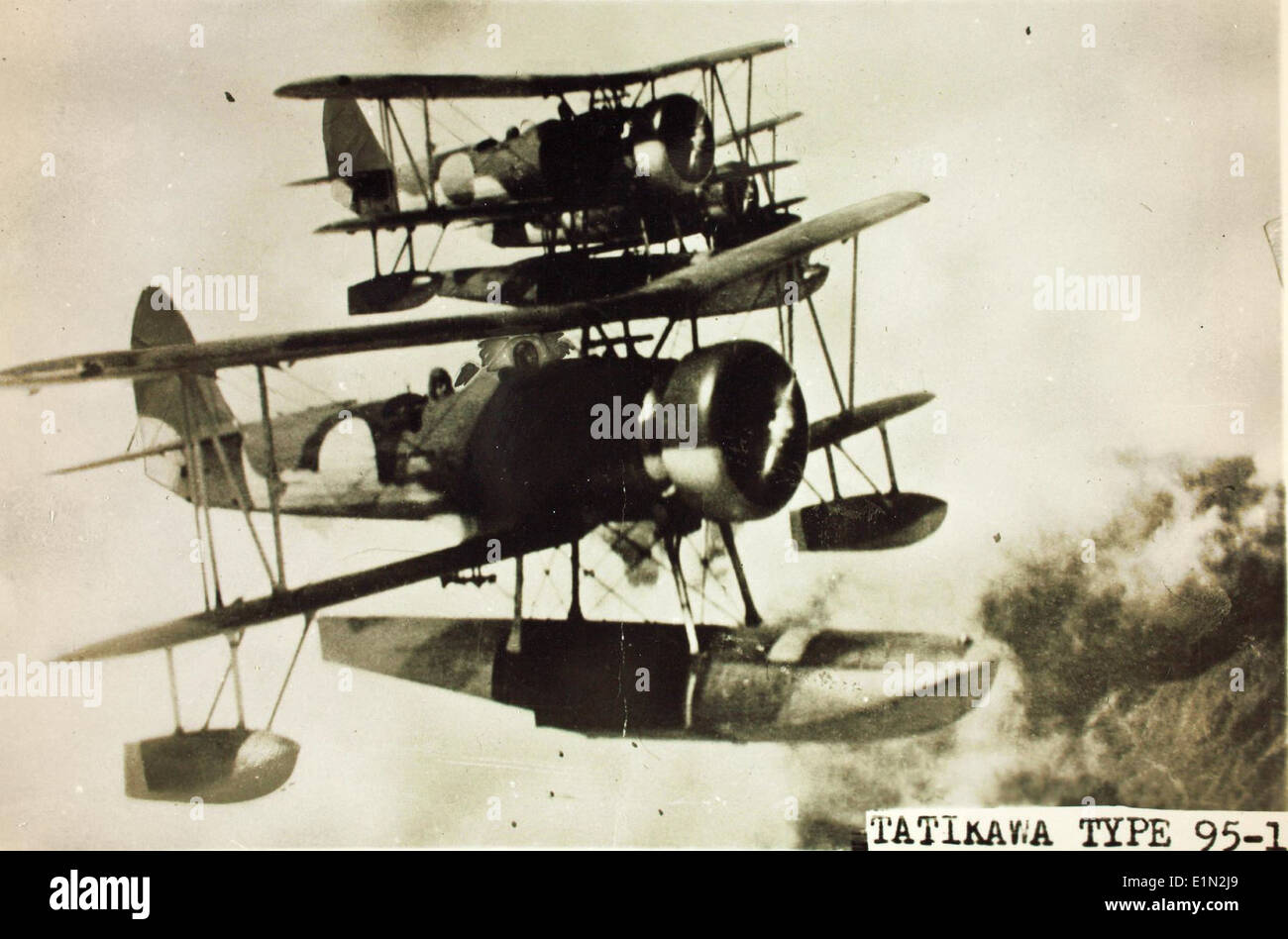 The Nakajima E8N, also known as the Dave, was a Japanese reconnaissance ...