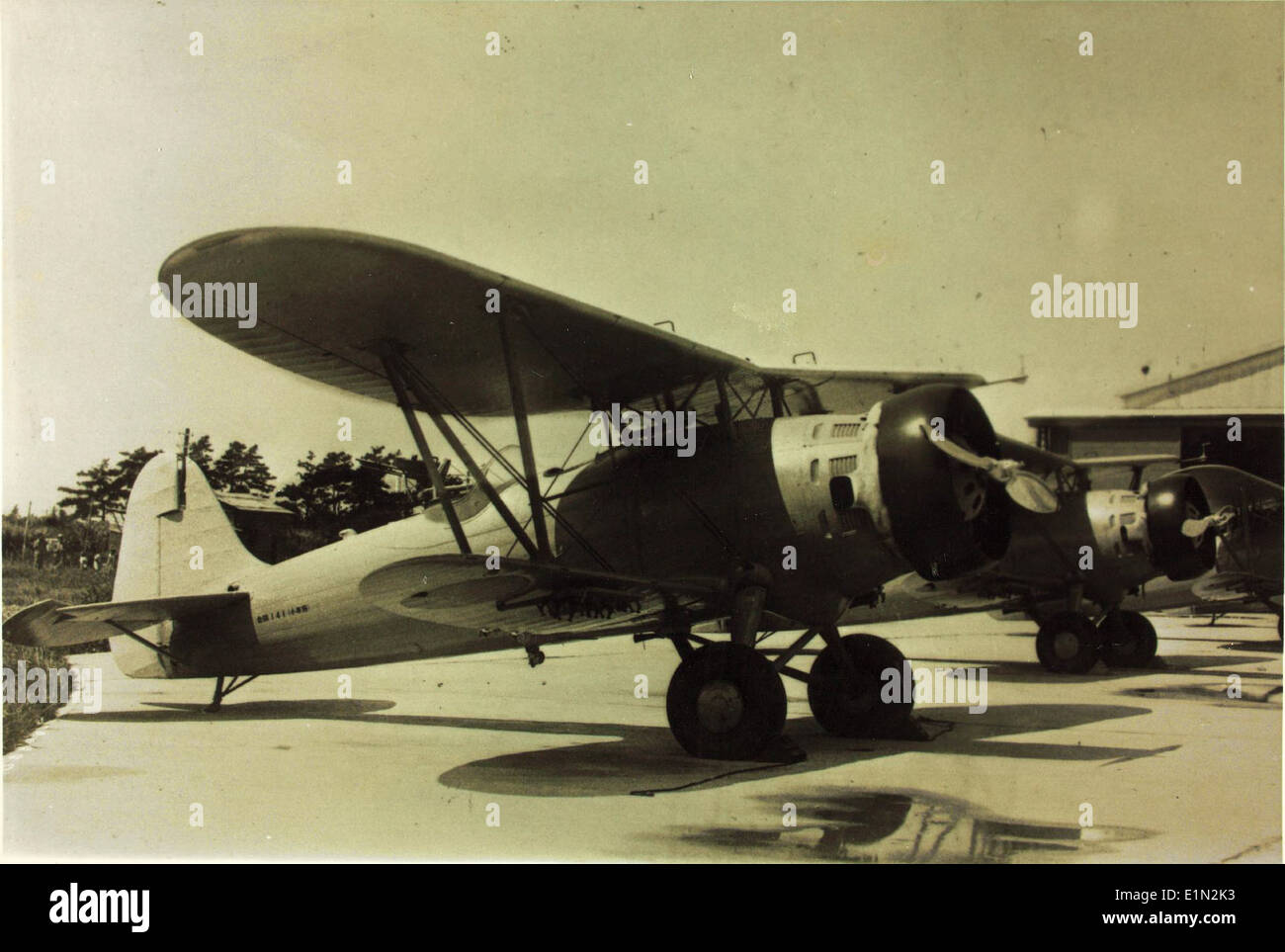 The Nakajima Ki-4 was a Japanese reconnaissance aircraft used during ...
