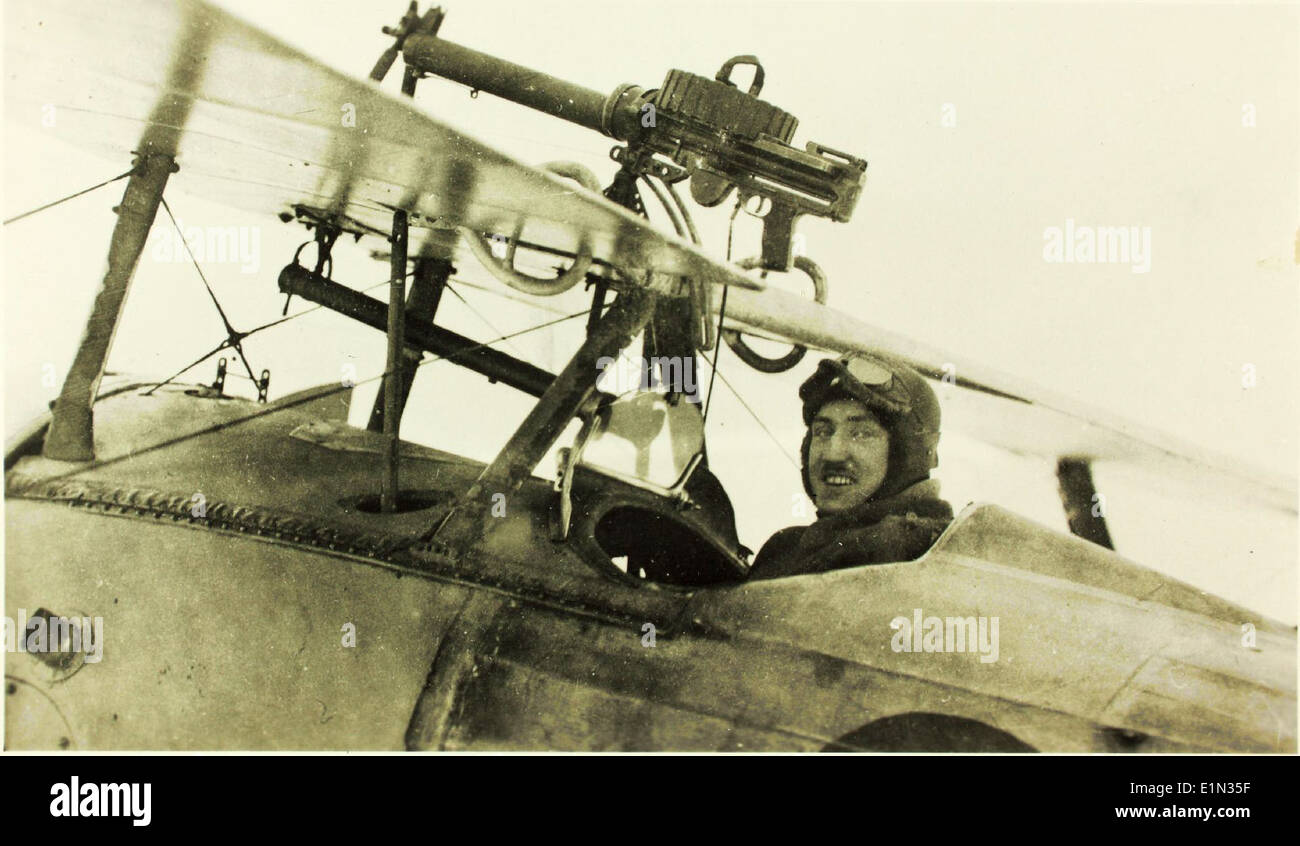 The Nieuport 17 was a French biplane fighter aircraft used during World ...