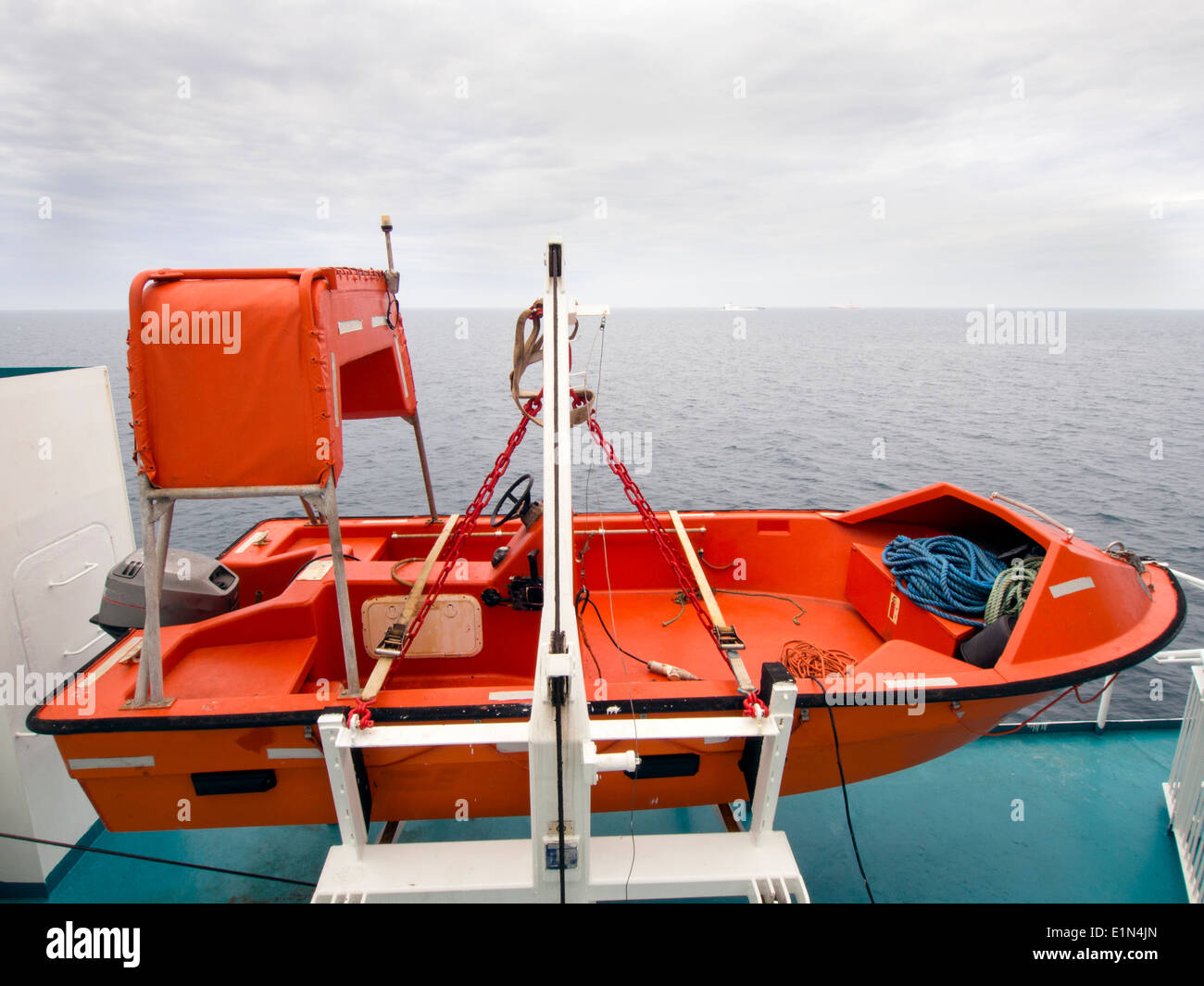 Lifeboat davit hi-res stock photography and images - Alamy