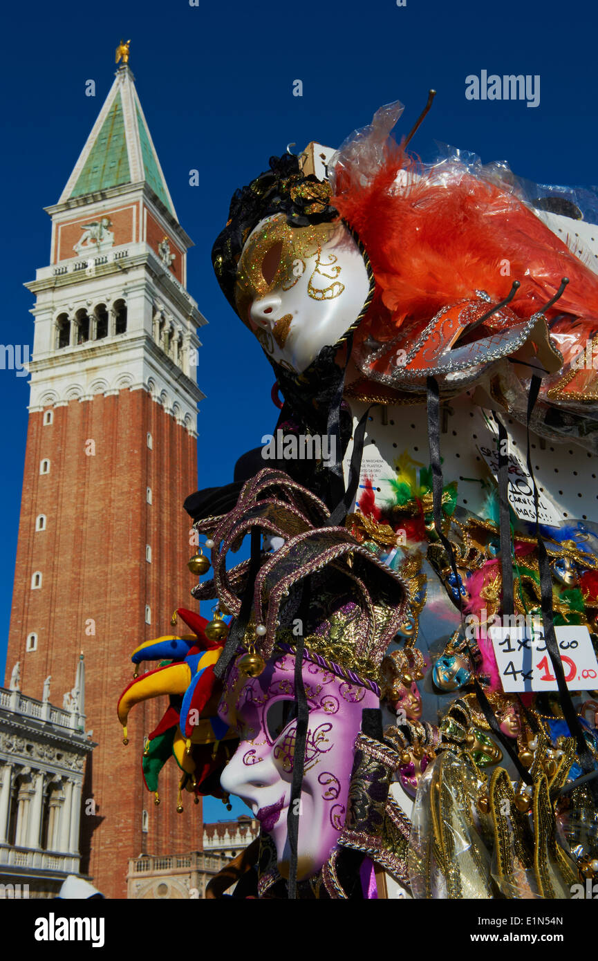 Venice carnival people hi-res stock photography and images - Alamy