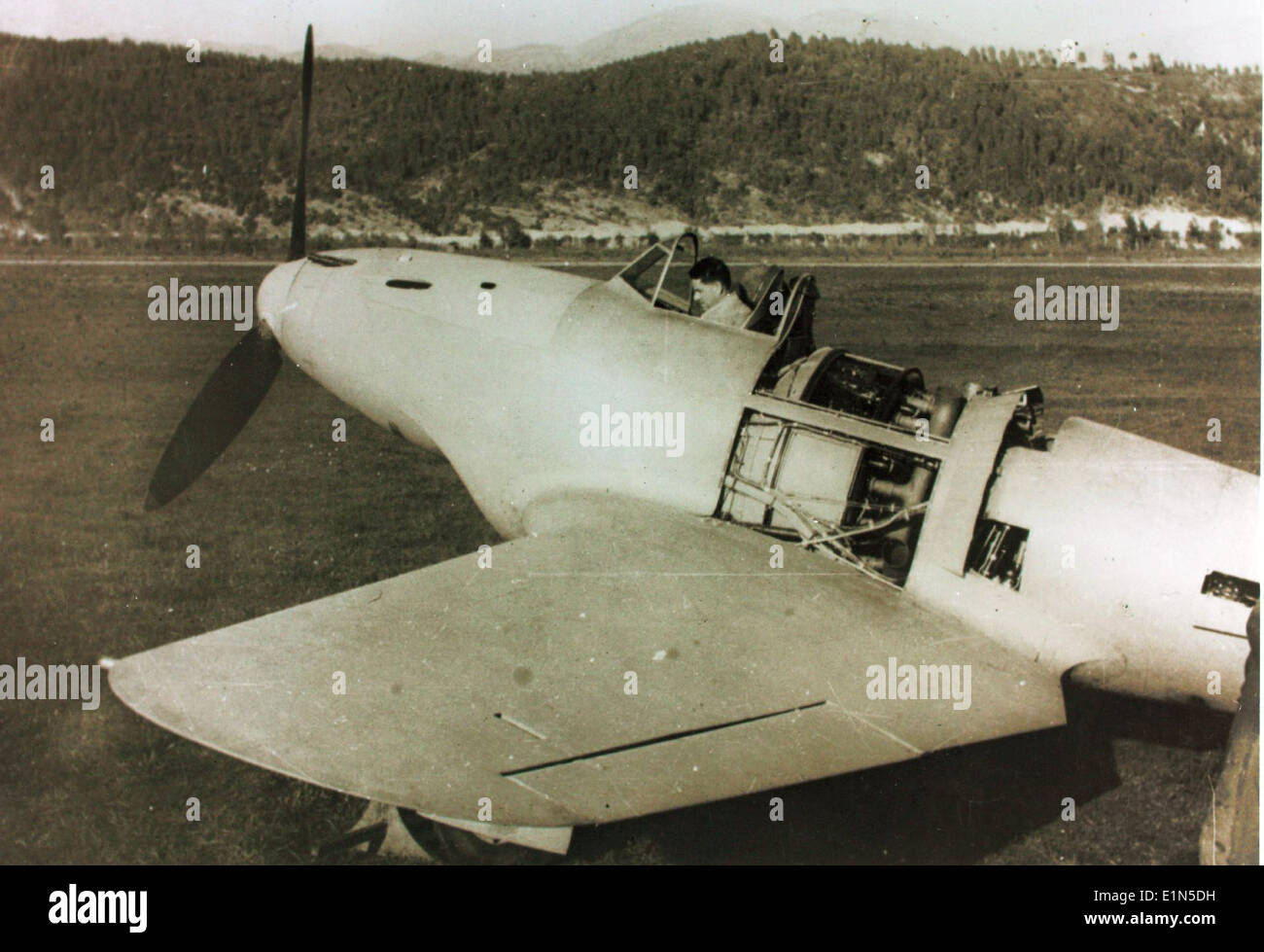 Piaggio p 119 hi-res stock photography and images - Alamy