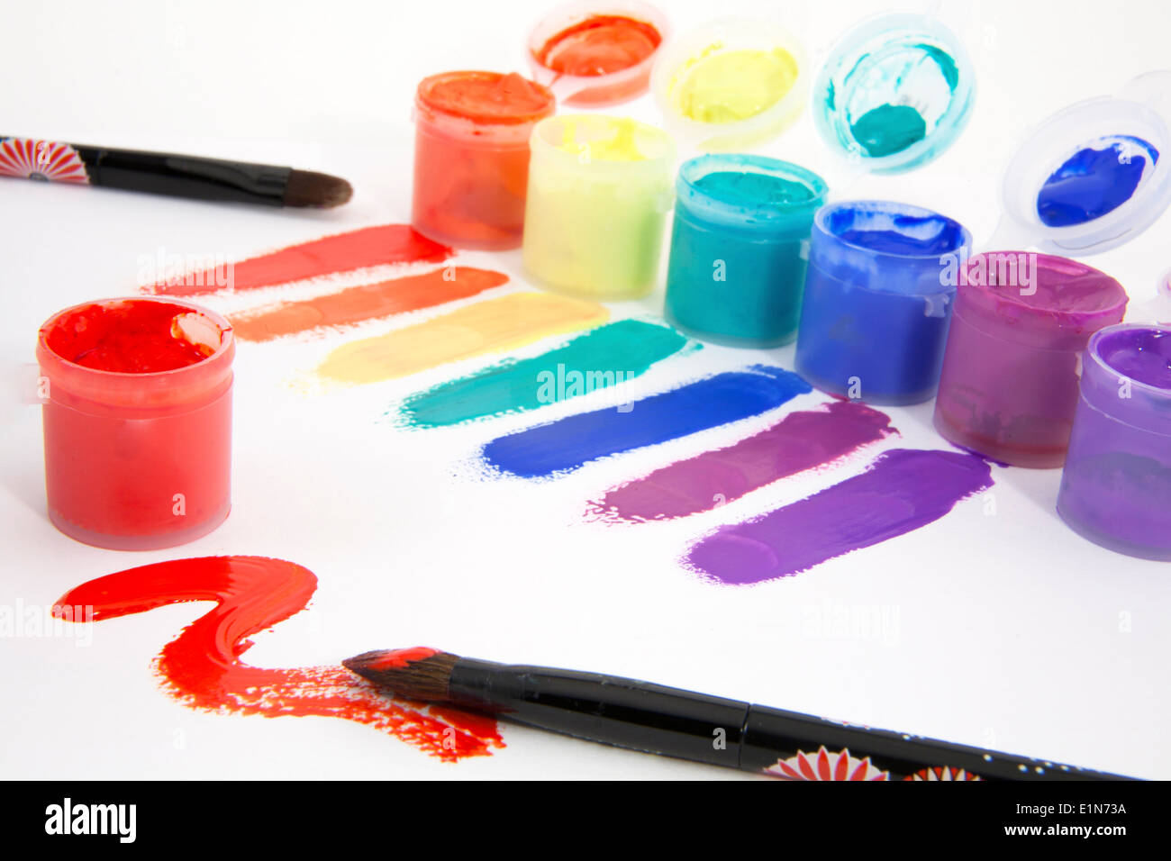 Red blue yellow green paint pots hi-res stock photography and images ...