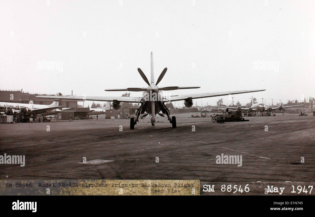 The XB-42A Mixmaster, part of the Douglas aircraft lineup, was a unique ...