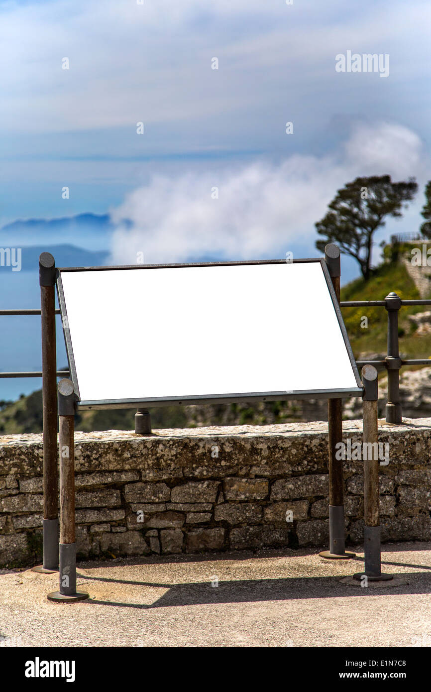 Blank rectangle signboard hi-res stock photography and images - Alamy