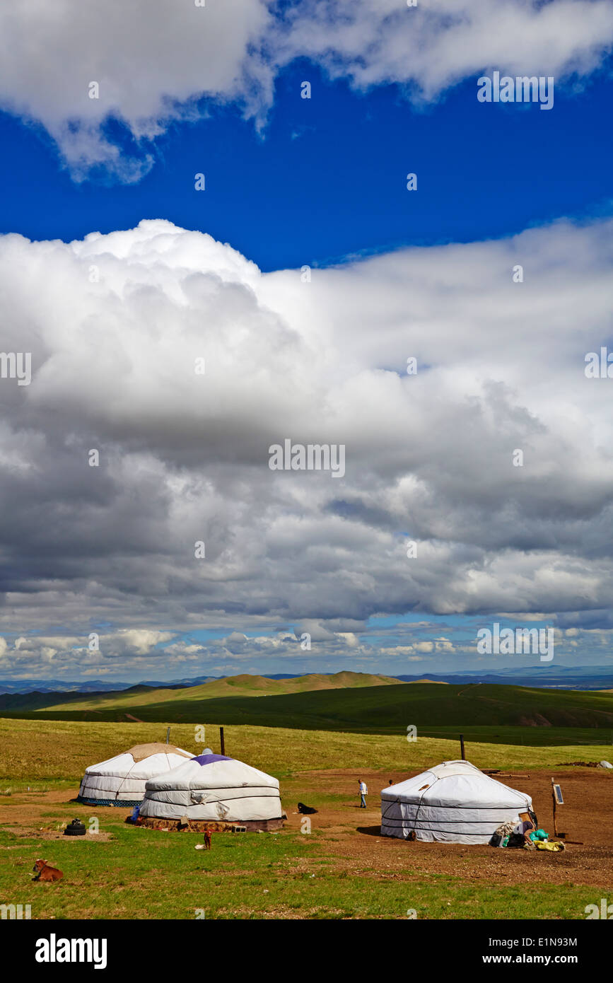 Mongolia, Tov province, nomad camp Stock Photo - Alamy
