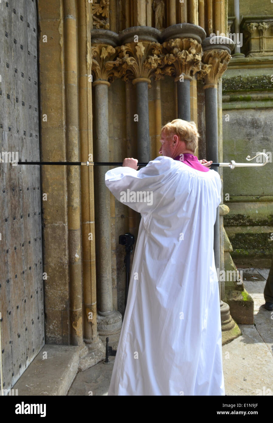 Peter hancock bishop hi-res stock photography and images - Alamy