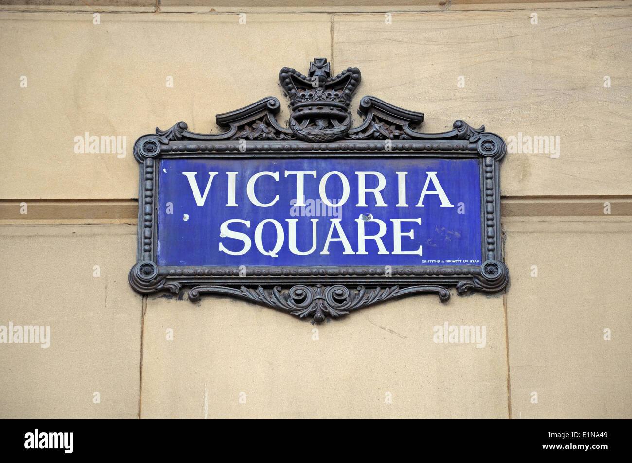 Victoria house sign hi-res stock photography and images - Alamy