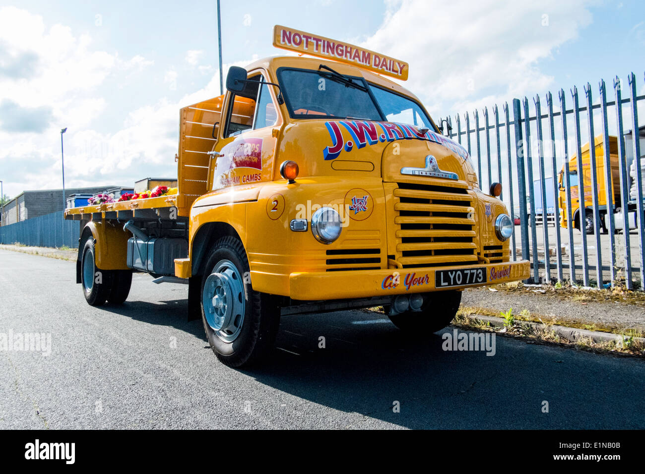 Bedford commercial vehicle hi-res stock photography and images - Alamy