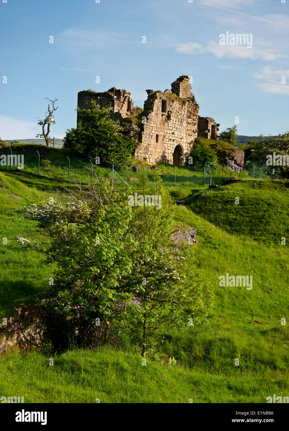 Sanquhar Castle ruin Stock Photo - Alamy