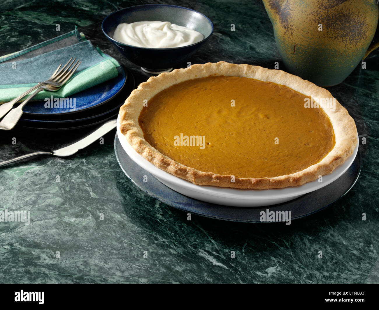 Whole pumpkin pie Stock Photo - Alamy