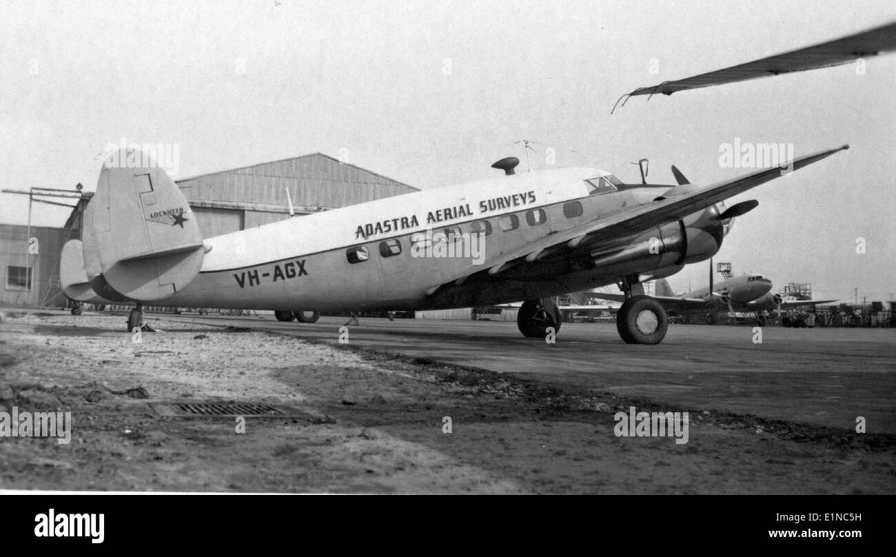 Lockheed Hudson Black and White Stock Photos & Images - Alamy