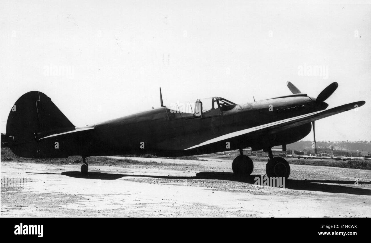 Curtiss P 40n Warhawk Black and White Stock Photos & Images - Alamy