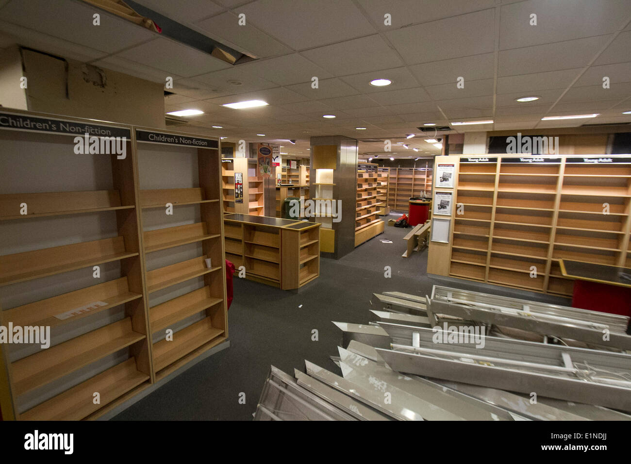 Empty Bookshelves Old High Resolution Stock Photography and Images - Alamy