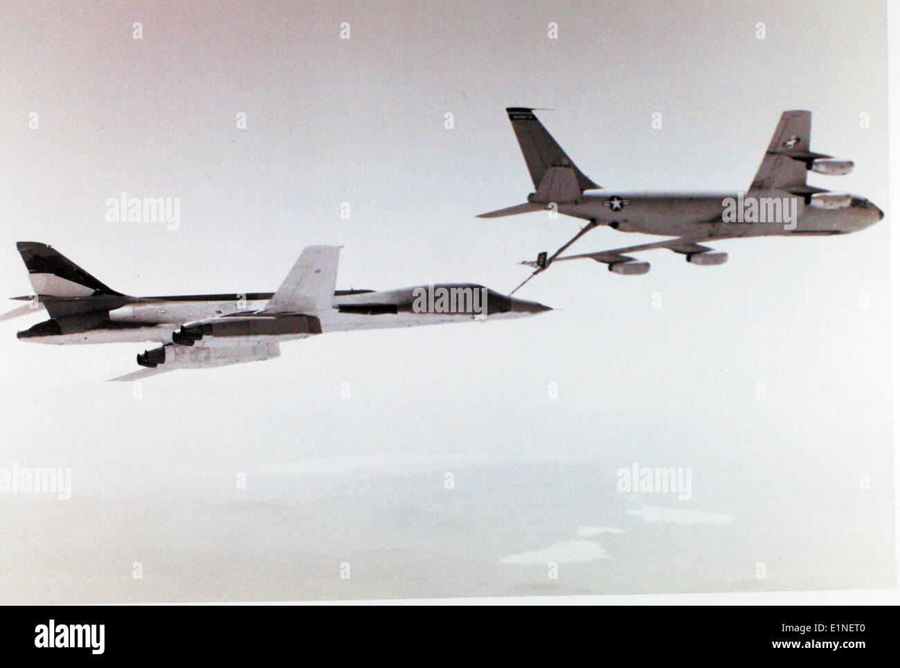 Photograph of a Rockwell B-1A Lancer, the prototype of the variable ...