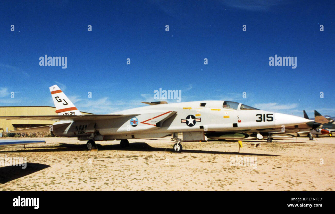 Ra 5c hi-res stock photography and images - Alamy