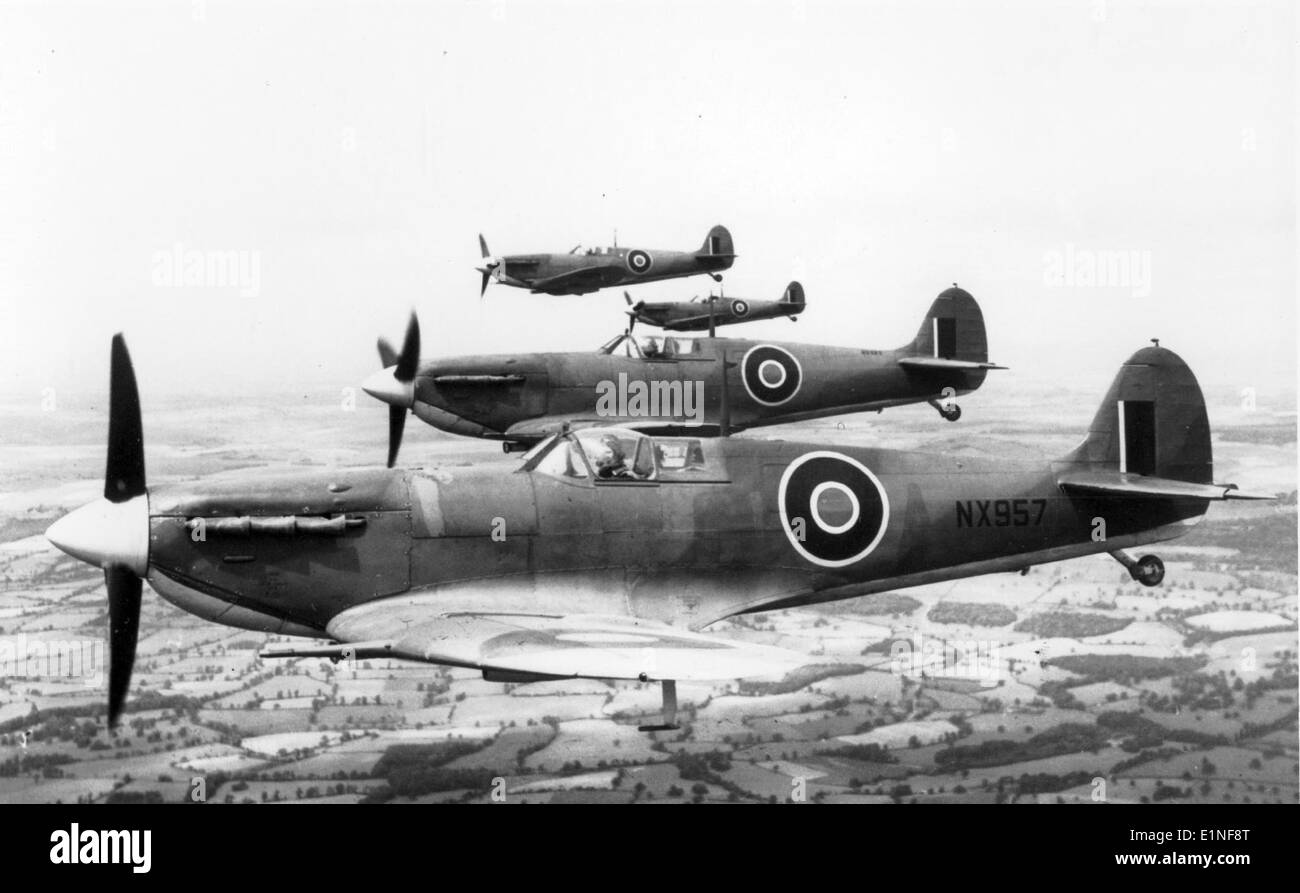 Spitfire ib hi-res stock photography and images - Alamy