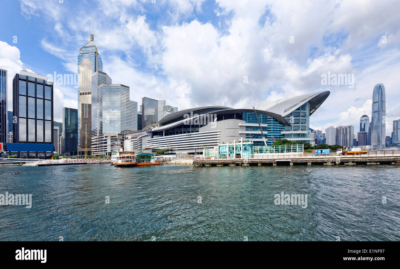 Hong Kong Skyline , Wan Chai Waterfront Promenade Stock Photo - Alamy