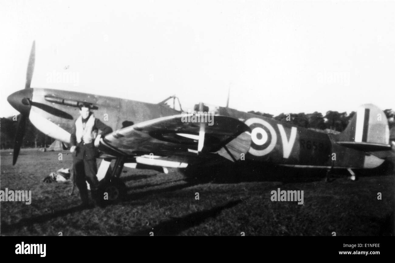 Supermarine spitfire ia hi-res stock photography and images - Alamy