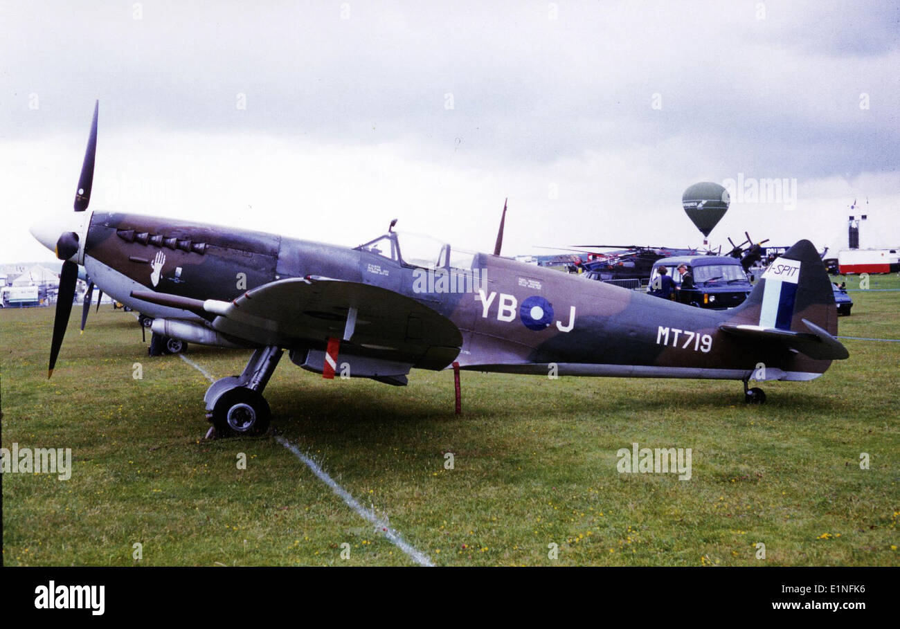 Supermarine Spitfire Mk I Stock Photos & Supermarine Spitfire Mk I ...