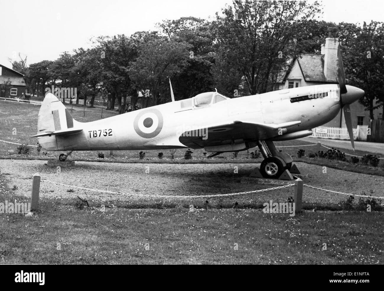Supermarine Spitfire Mk.XVI, TB752 , display, RAF Manston Stock Photo - Alamy