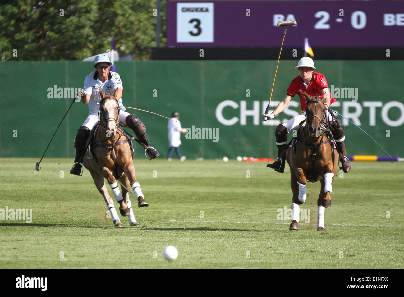 Fernando (Panchito) Torres of Team Buenos Aires v Charlie Wooldridge of ...