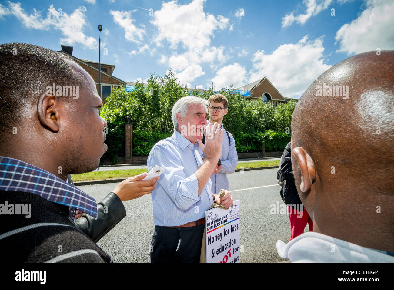 Immigration removal centres hi-res stock photography and images - Alamy